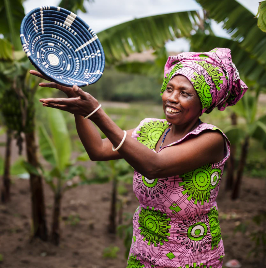 Amsha – The Shop by Porter: Retail Shop